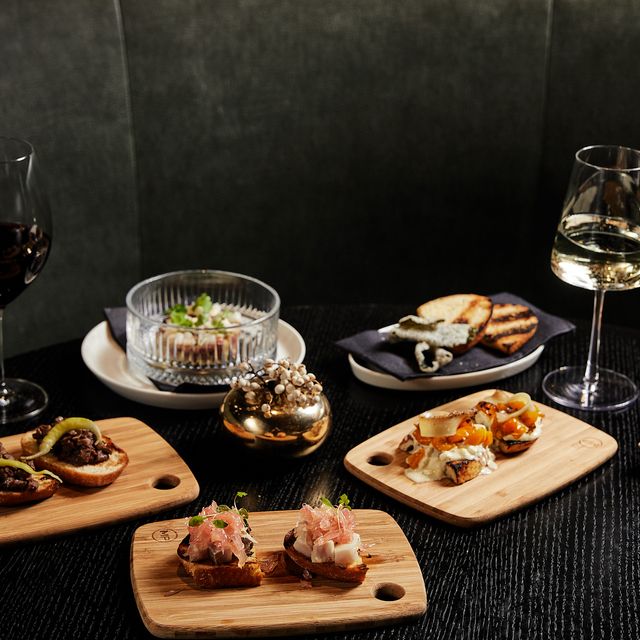 Yugo - Mis à jour en 2025, Restaurant Fusion à Melbourne, AU-VIC