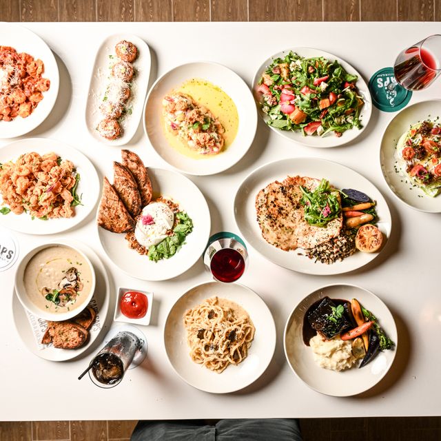 CAPS Supper Club & Bar Restaurant - Houston, TX | OpenTable