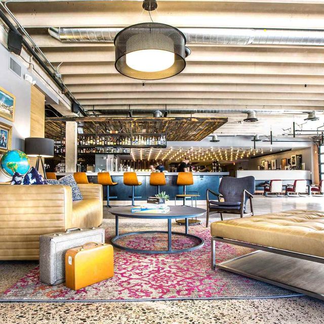 Bar MOXY at MOXY Phoenix Tempe - Updated 2024, American Restaurant in ...