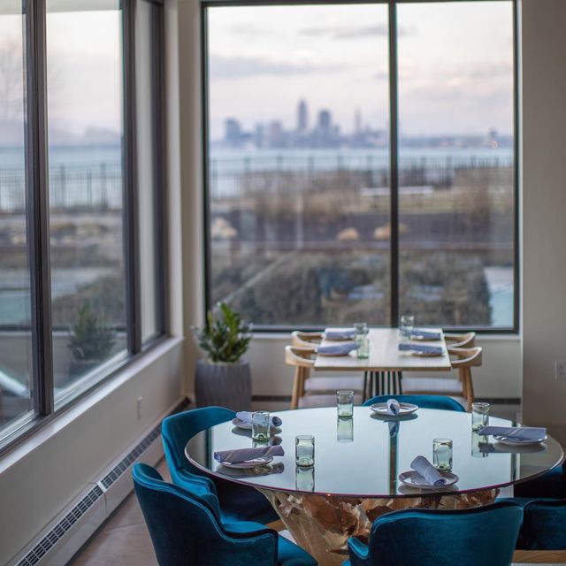 Restaurante Summer Place - Lakewood, OH | OpenTable