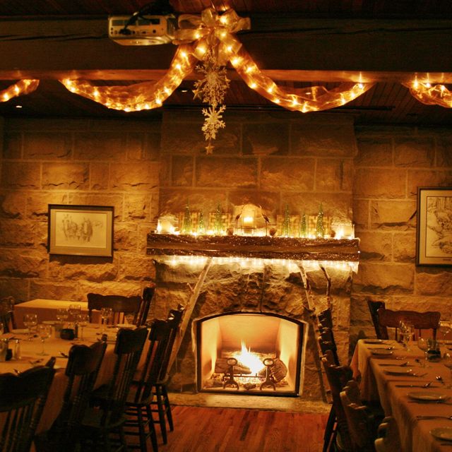 Restaurante Mono Cliffs Inn - Orangeville, ON | OpenTable