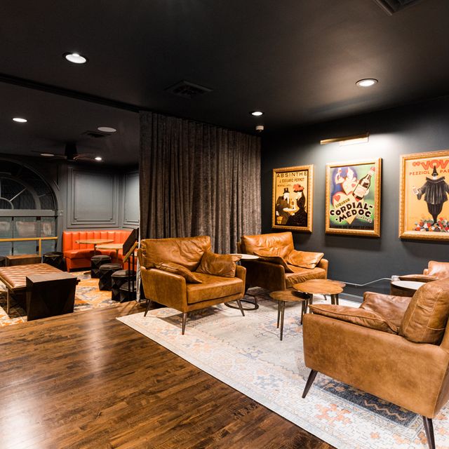 The Distance Social - Updated 2025, Cocktail Bar in East Dundee, IL