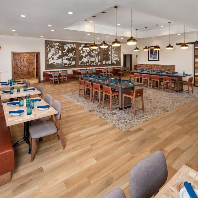Woodlands at DoubleTree by Hilton Flagstaff Restaurant - Flagstaff, AZ ...