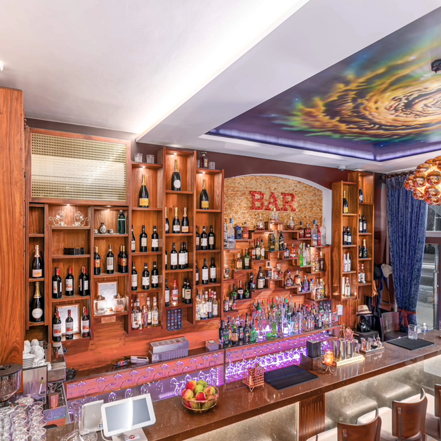 Hot Rocks Restaurant - London, Greater London | OpenTable