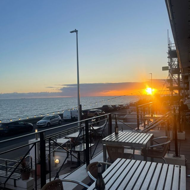 Lido Bon Vino at Sandgate Hotel - Updated 2025, Italian Restaurant in ...