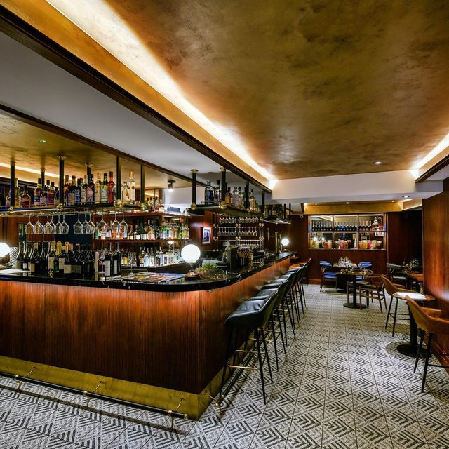 The Black Book - Updated 2025, Bar And Lounge in London