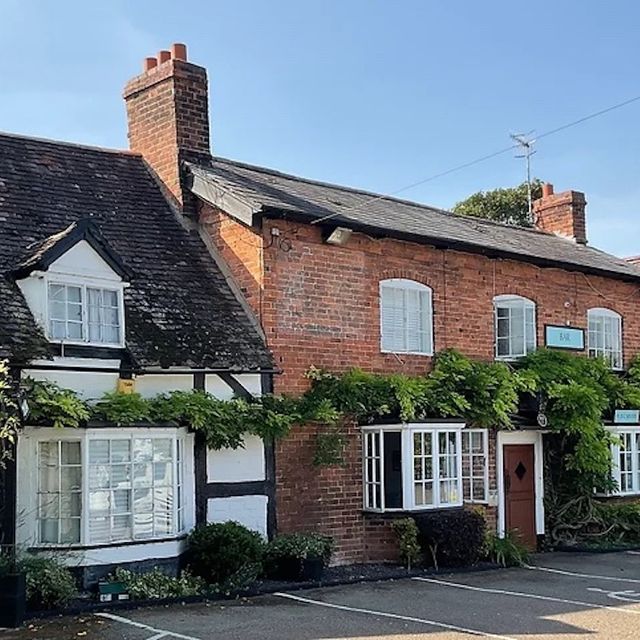 Three Horseshoes - Updated 2026, British Restaurant in Alcester ...